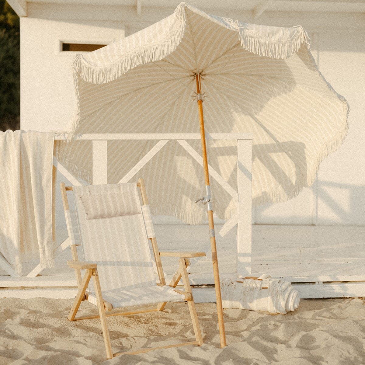 Our Favorite Poolside Essentials from Business & Pleasure - Heron ...